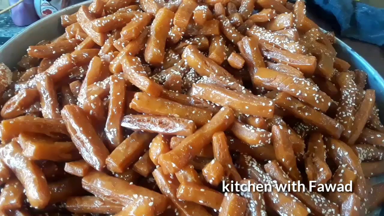 Yummy Crispy Methai Recipe | لمبے سٹایل والے میٹھایی - YouTube