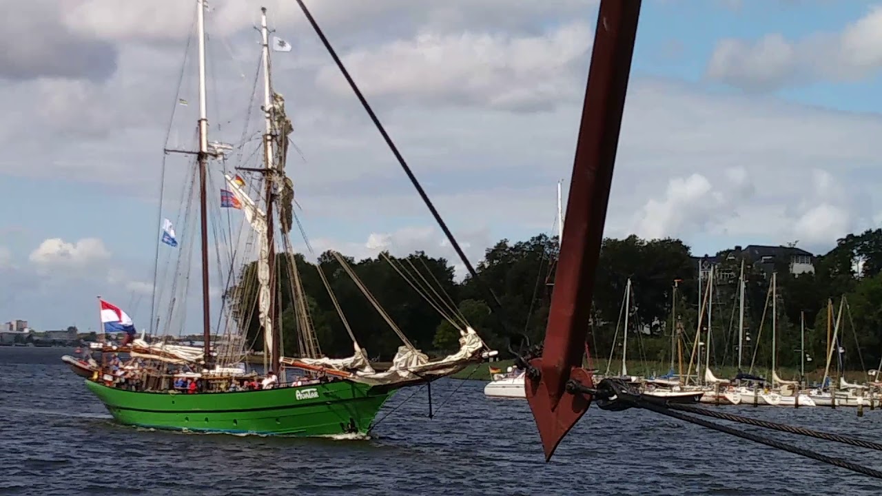 Hanse Sail 2018 Rostock. Городская гавань - YouTube