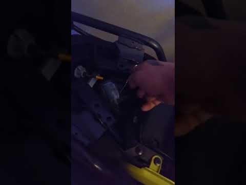 Honda Navi Rear Rack Install - YouTube