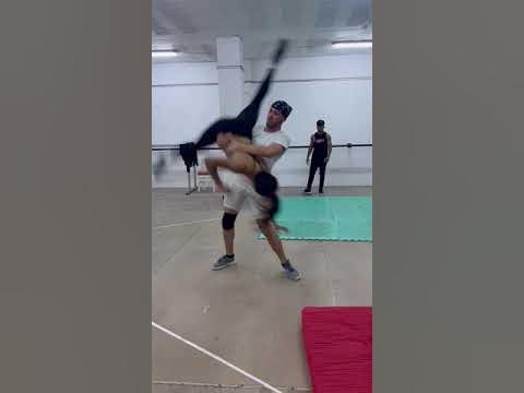 Brandon Tovar and Daniela Patiño Sánchez - Acrobatics - YouTube