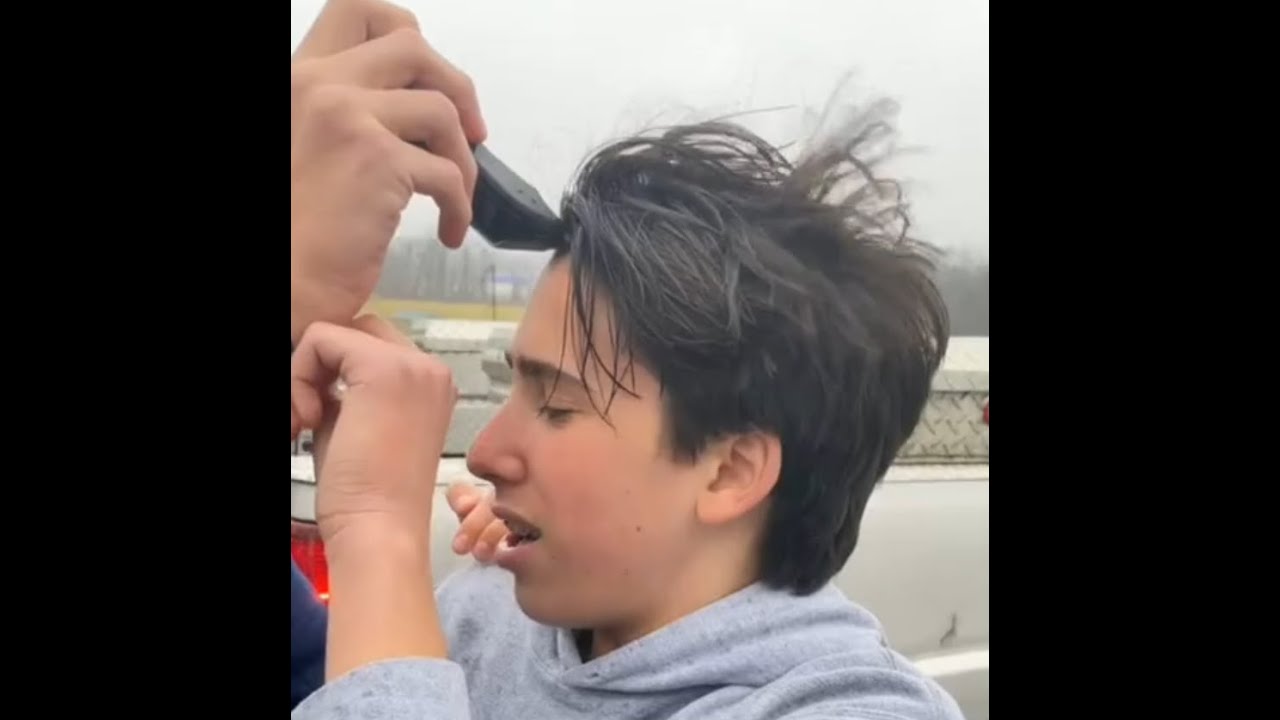 Boy getting buzzed by his friends [23B10B] - YouTube