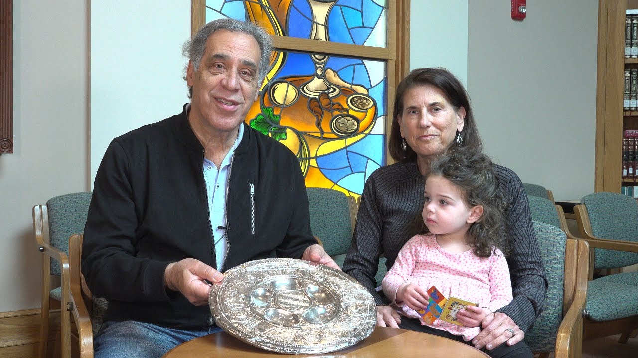 Joel and Debbie Sussman Share their Seder Plate - YouTube