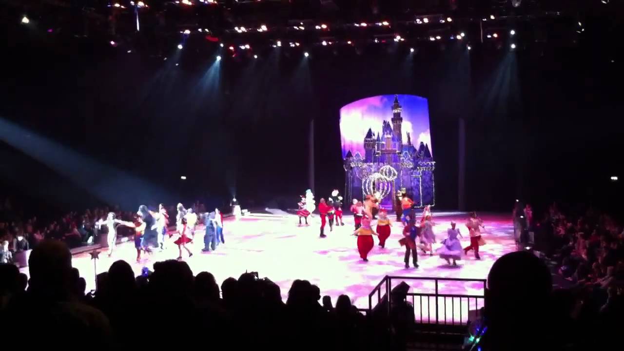 Disney on ice: a disneyland adventure finale - YouTube