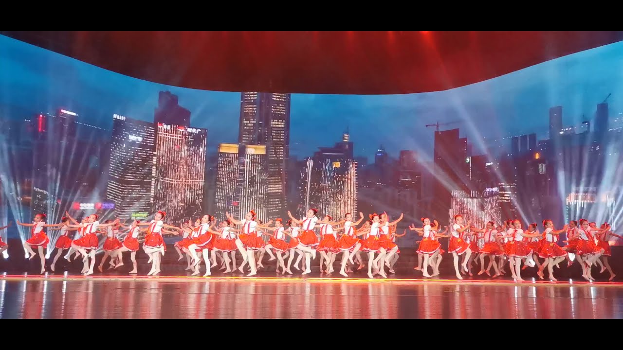 Large LED Video Wall | Stage Lighting | Theatre stage - YouTube