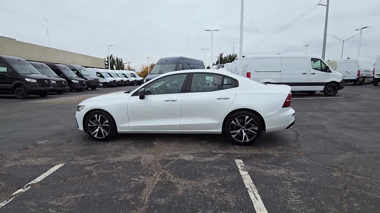 2024 Volvo S60 B5 Plus Dark Theme OK Oklahoma City, Norman, Edmond ...