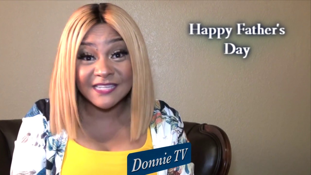 Isabel Davis gives a special shout out to the fathers in her life - YouTube