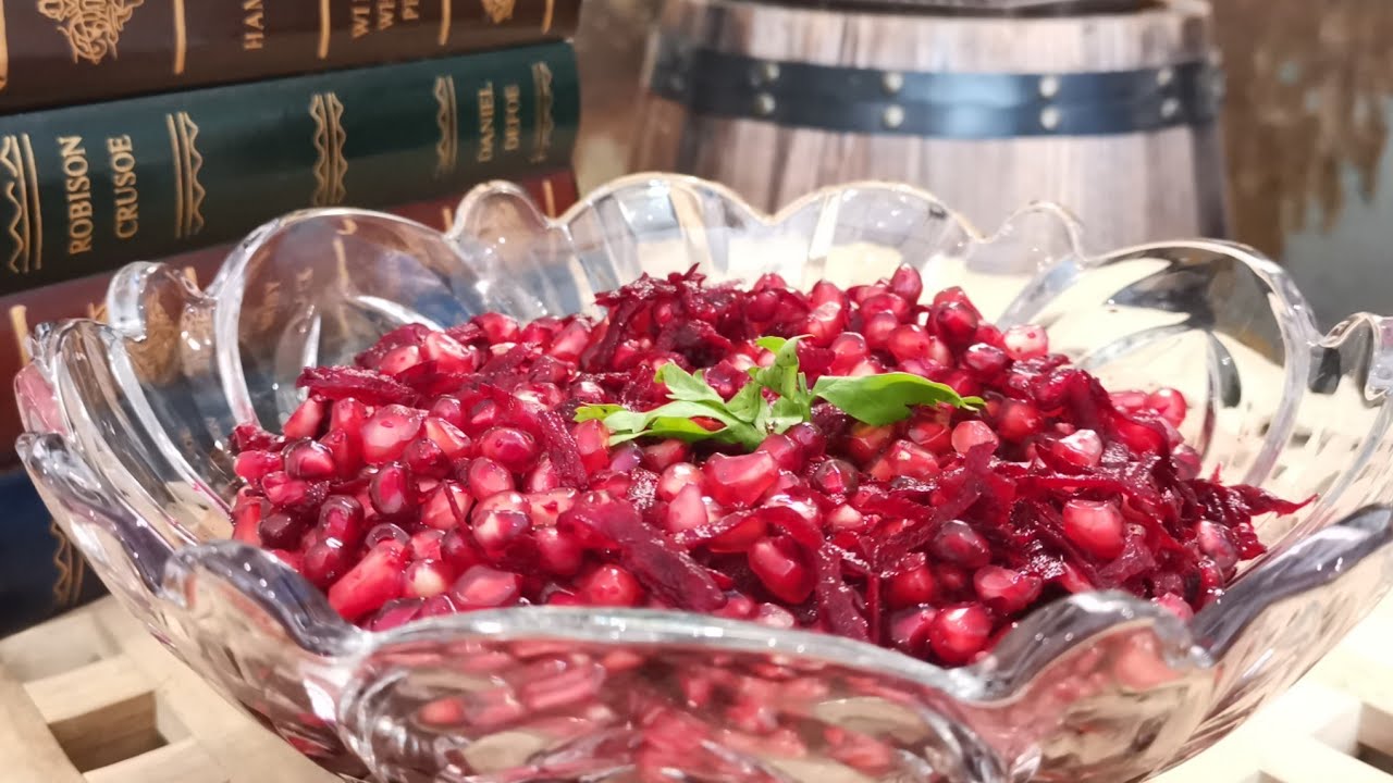 سلطةالرمان والبنجر المنعشة🥰وطريقة استخدام قشر الرمان لعلاج القولون واضطراب المعدة Pomegranate