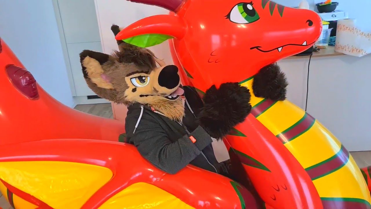 💙FURRY INFLATABLE - furry and inflatable red dragon 2 - YouTube