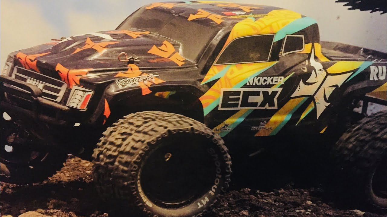 ECX Ruckus 2WD Monster Truck-Backyard Test Run - YouTube