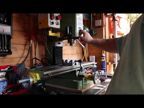 My new WARCO mill WM16B - YouTube