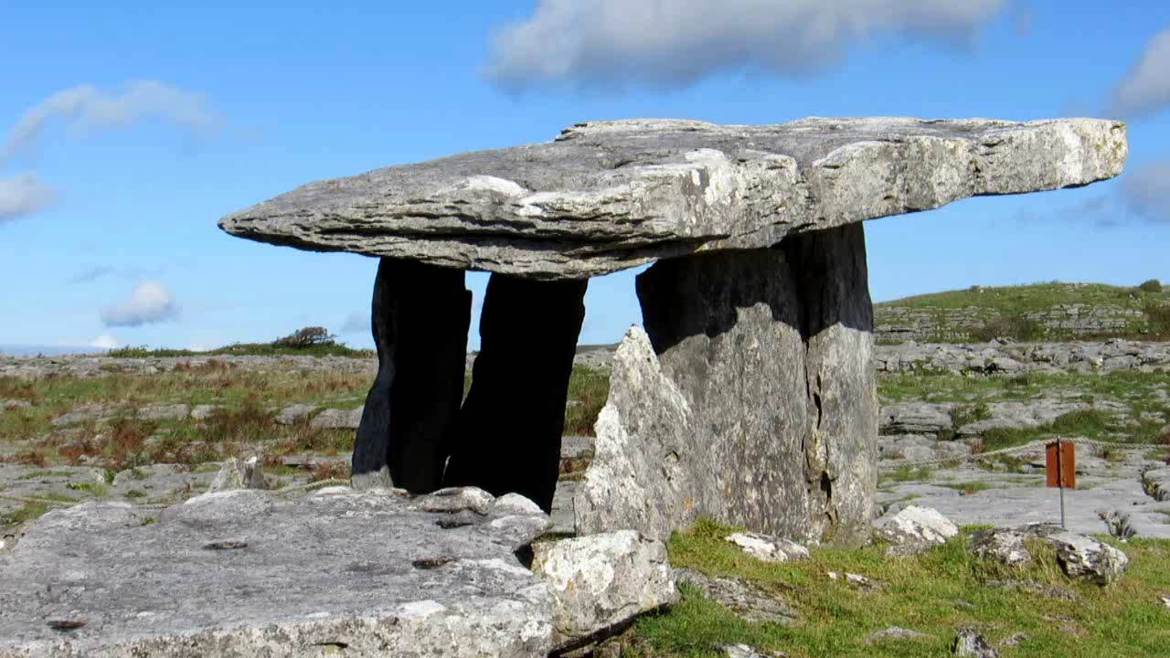 Ireland 2013 - Poulnabrone Dolmen (The Burren) HD - YouTube