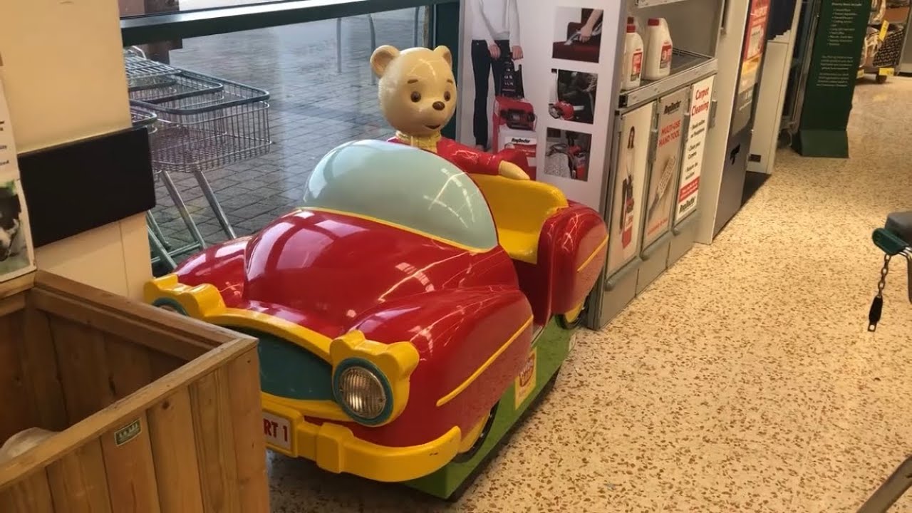 Jolly Roger Rupert Bear Kiddie Ride (Standard) - YouTube