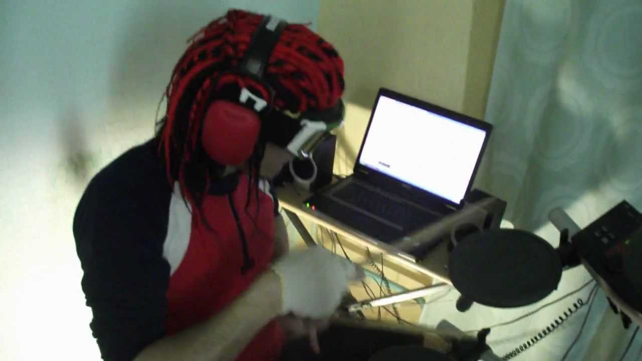 KNUCKLES AND MICHAEL JACKSON-JAM!!!!!!!!YAMAHA DTXPLORER - YouTube