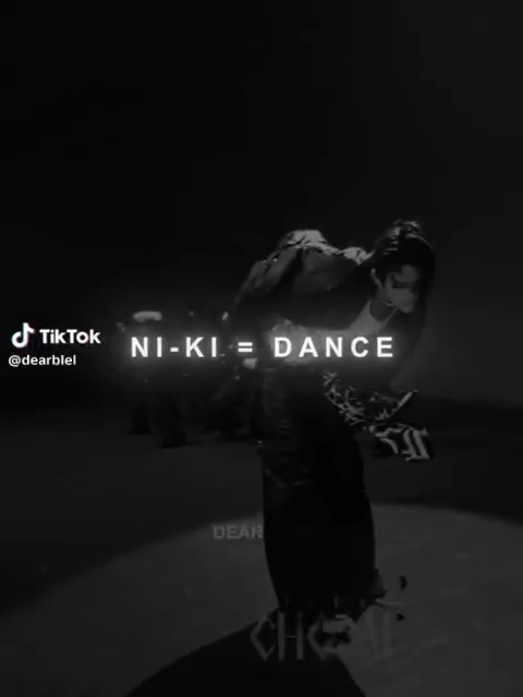 Niki god of dance fr - YouTube