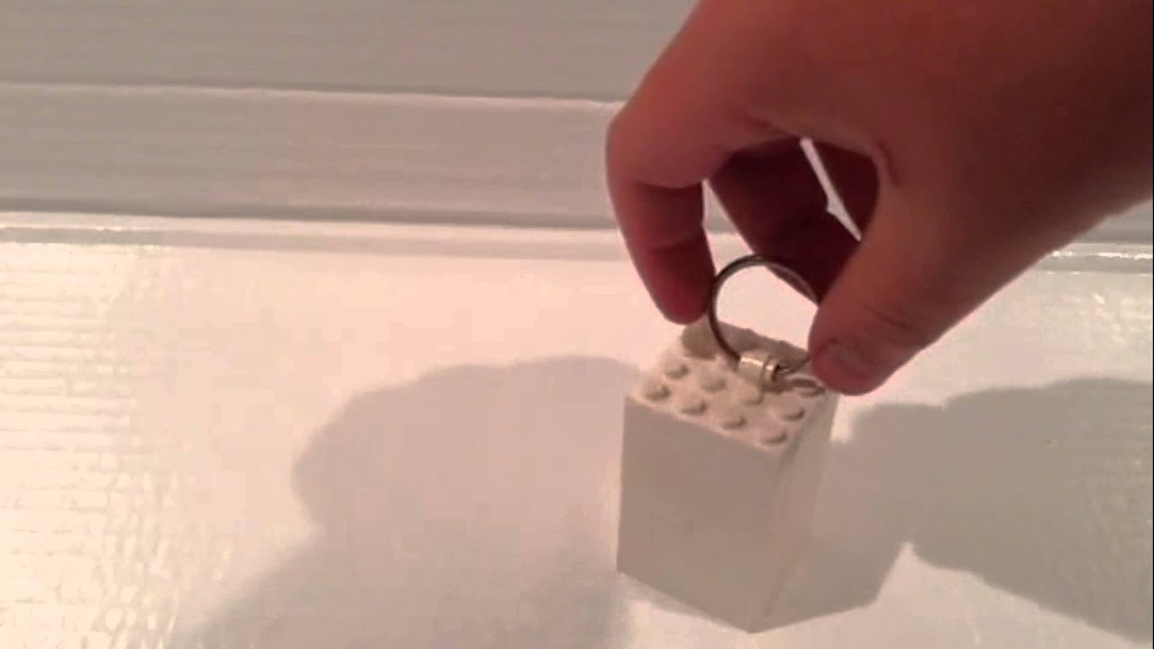 ((Review)) BrickUltra Mini Lego Candy Machine Keychain - YouTube