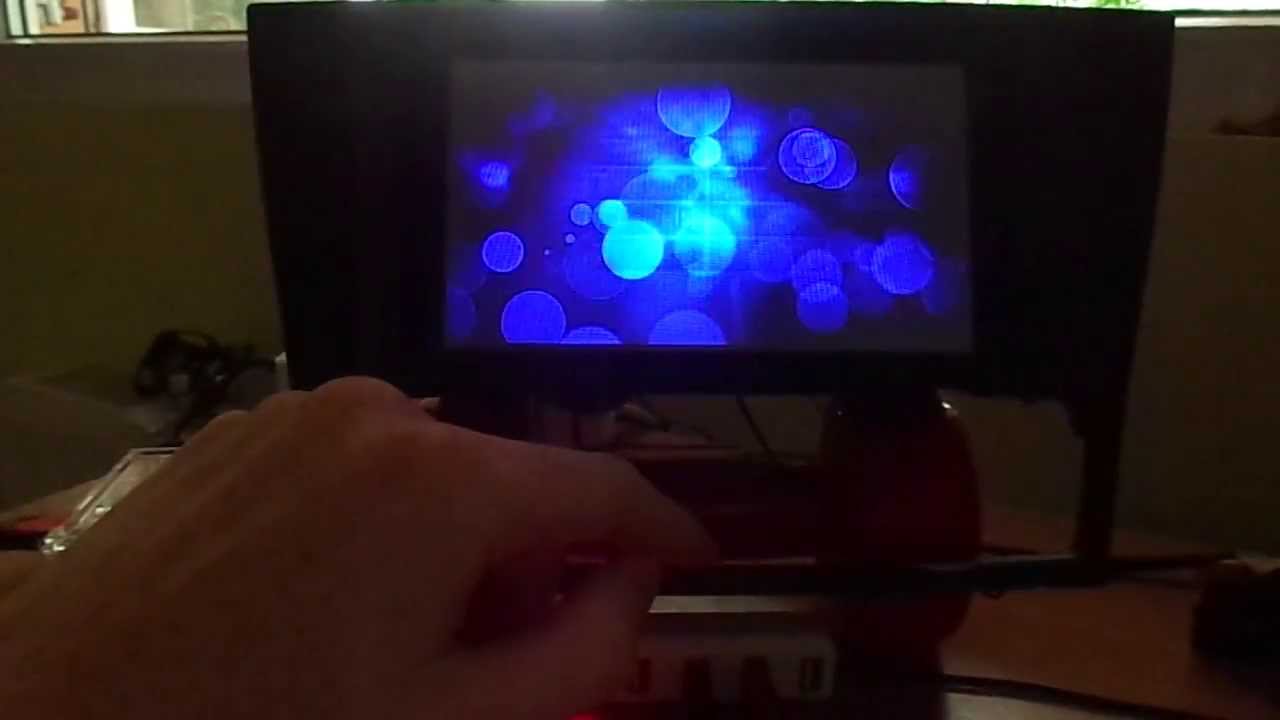 [CarPC] Raspberry PI, XBMC 12.2, 7 inch touch screen - YouTube