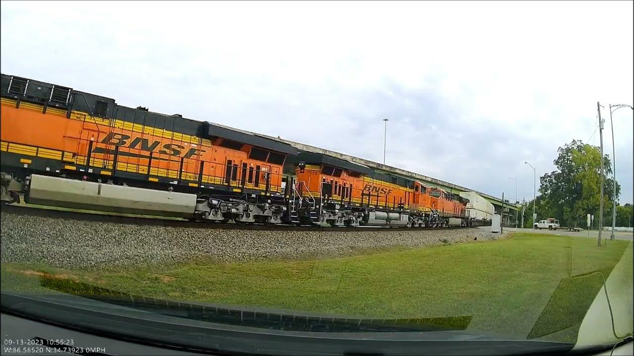 (Dashcam Video) BNSF 7314, BNSF 8114, BNSF 7119, and BNSF 6955 pull NS 283 through Huntsville ...