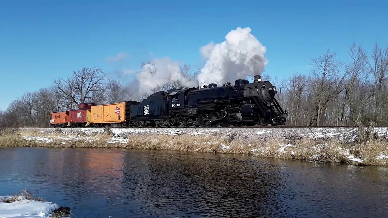 Soo Line #1003: Hartford Santa Train 2019 - YouTube