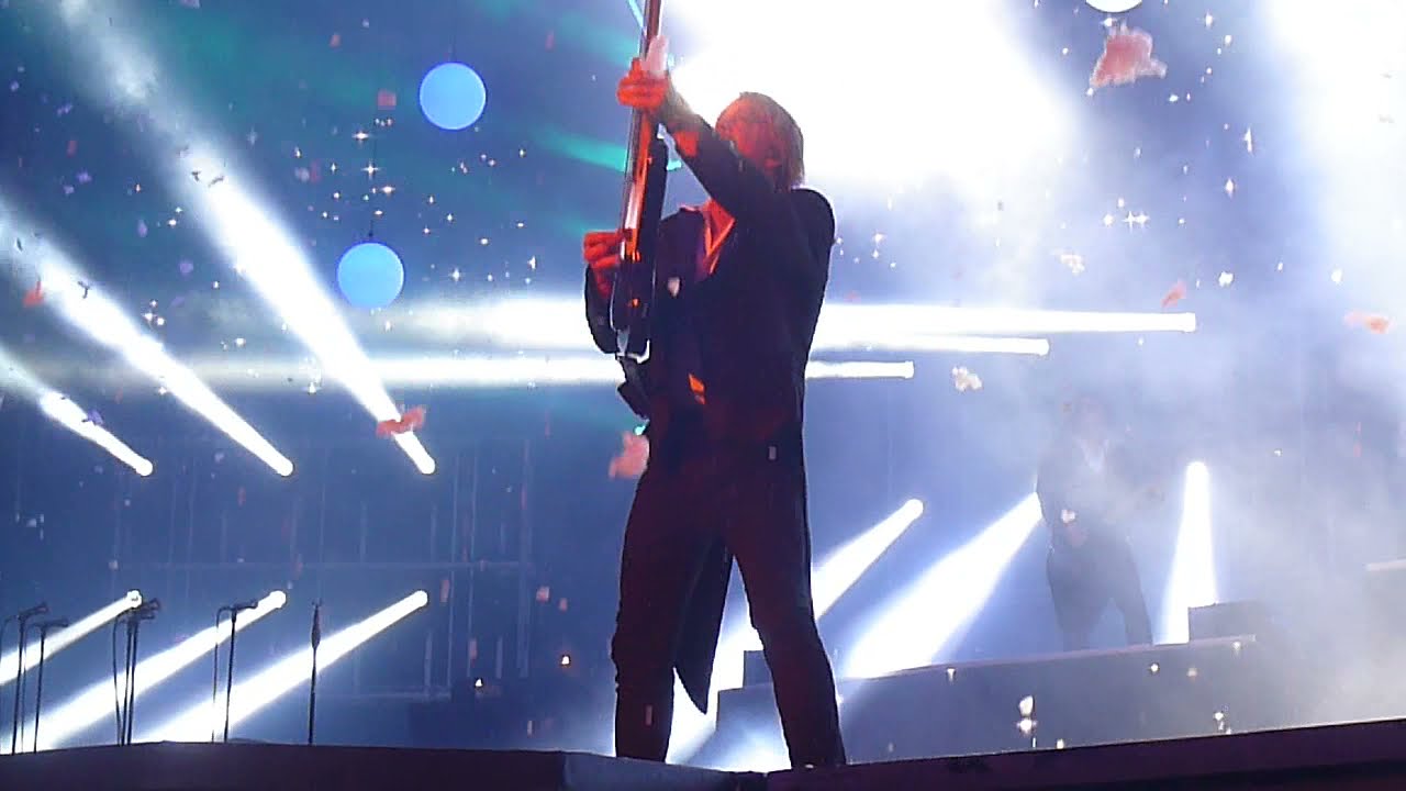 Trans-Siberian Orchestra "First Snow" 11-20-2021 Denver 8pm - YouTube