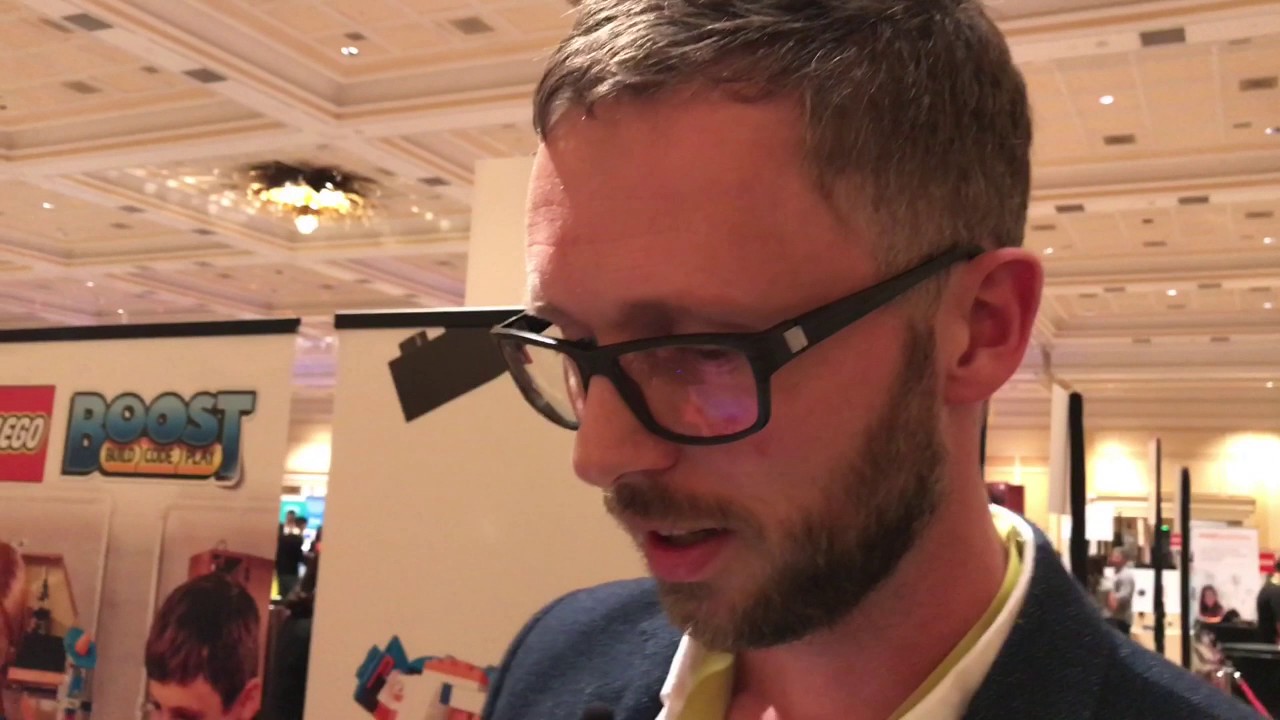 CES 2017 - LEGO Boost - YouTube