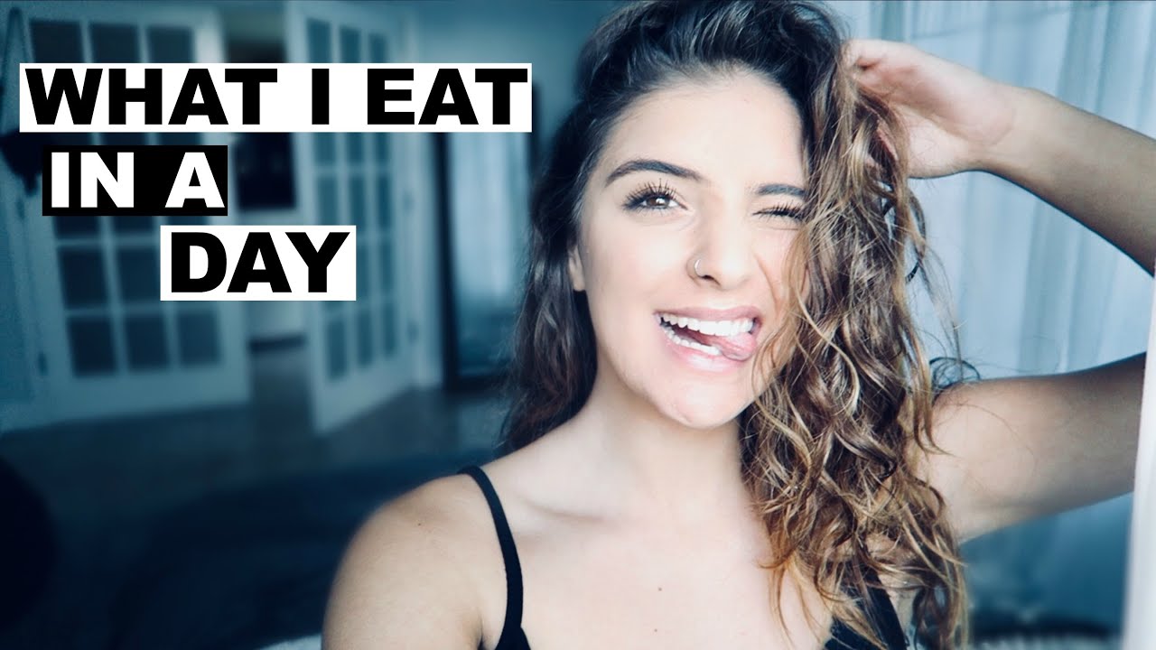 WHAT I EAT IN A DAY | Sofia Conte - YouTube