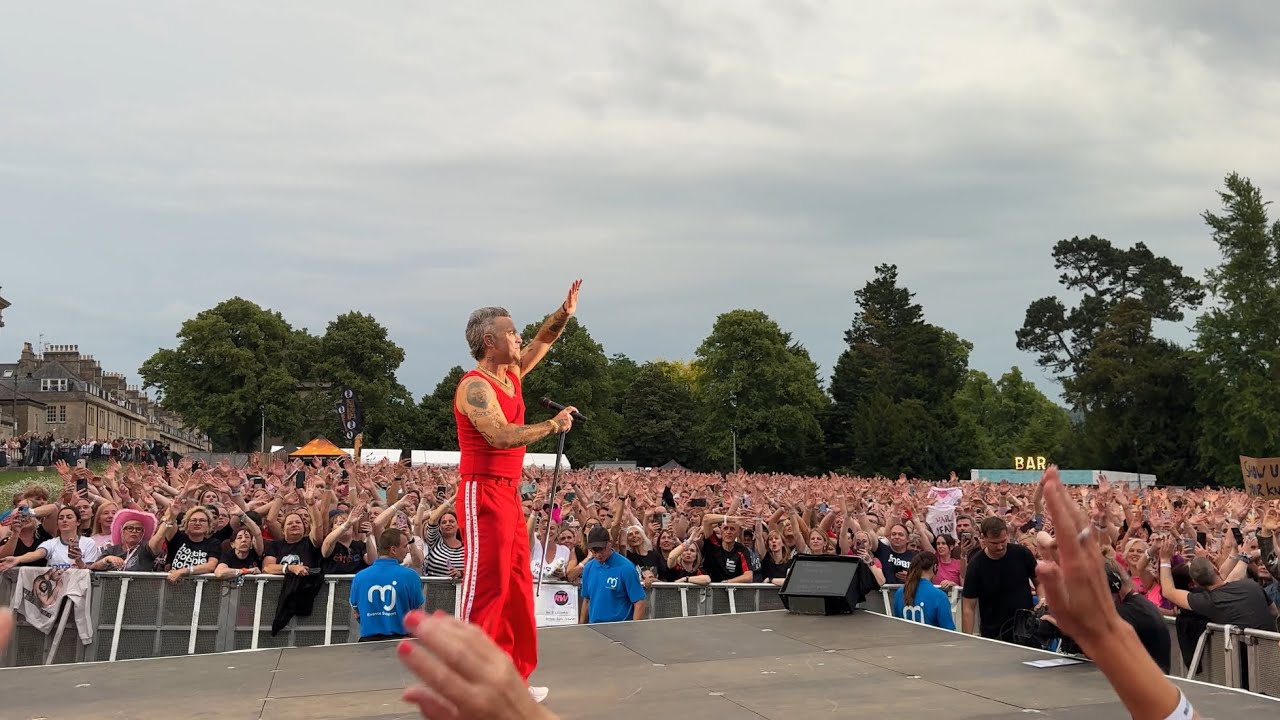 Monsoon - Robbie Williams - Royal Crescent, Bath, UK, June 13, 2025 ...