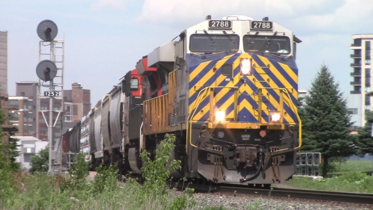 Ex CREX Gevo Leads a Long Manifest Train CN 507 thru Moncton, NB on a ...