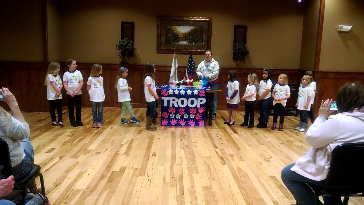 Daisy Scout Troop 3045 Investiture Ceremony - YouTube