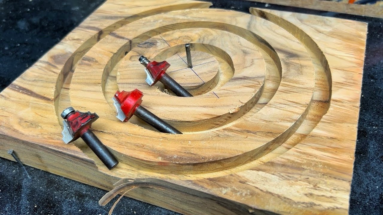 Great skills to use router machine bits and create wood carving designs ...