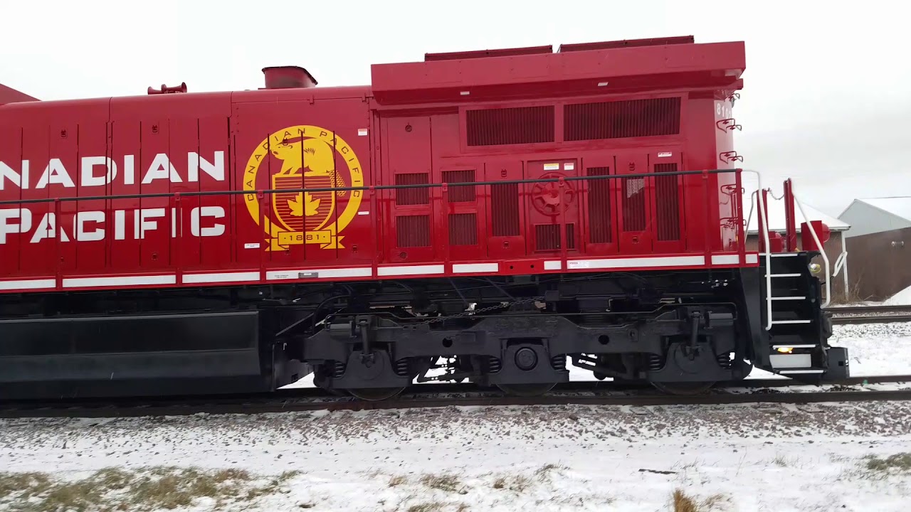 -MUST WATCH- BRAND NEW CP AC44CWM locomotives! -READ DESCRIPTION- - YouTube