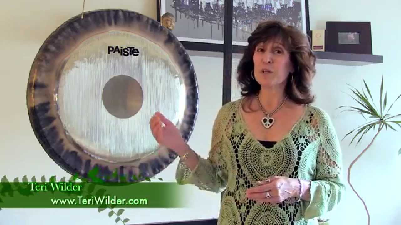 Professional Gong Player, Teri Wilder - YouTube