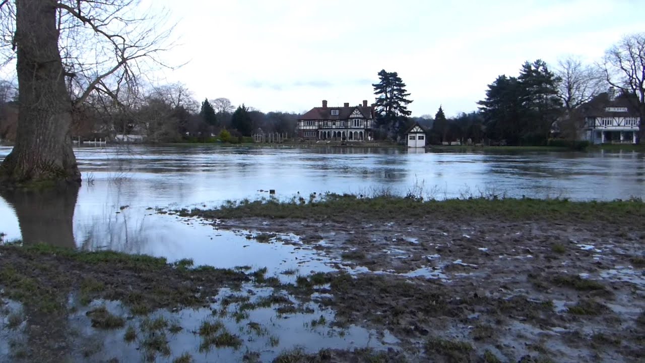 Cookham Reach - CRSC Jan-Feb 2014 Flooding Aftermath - YouTube