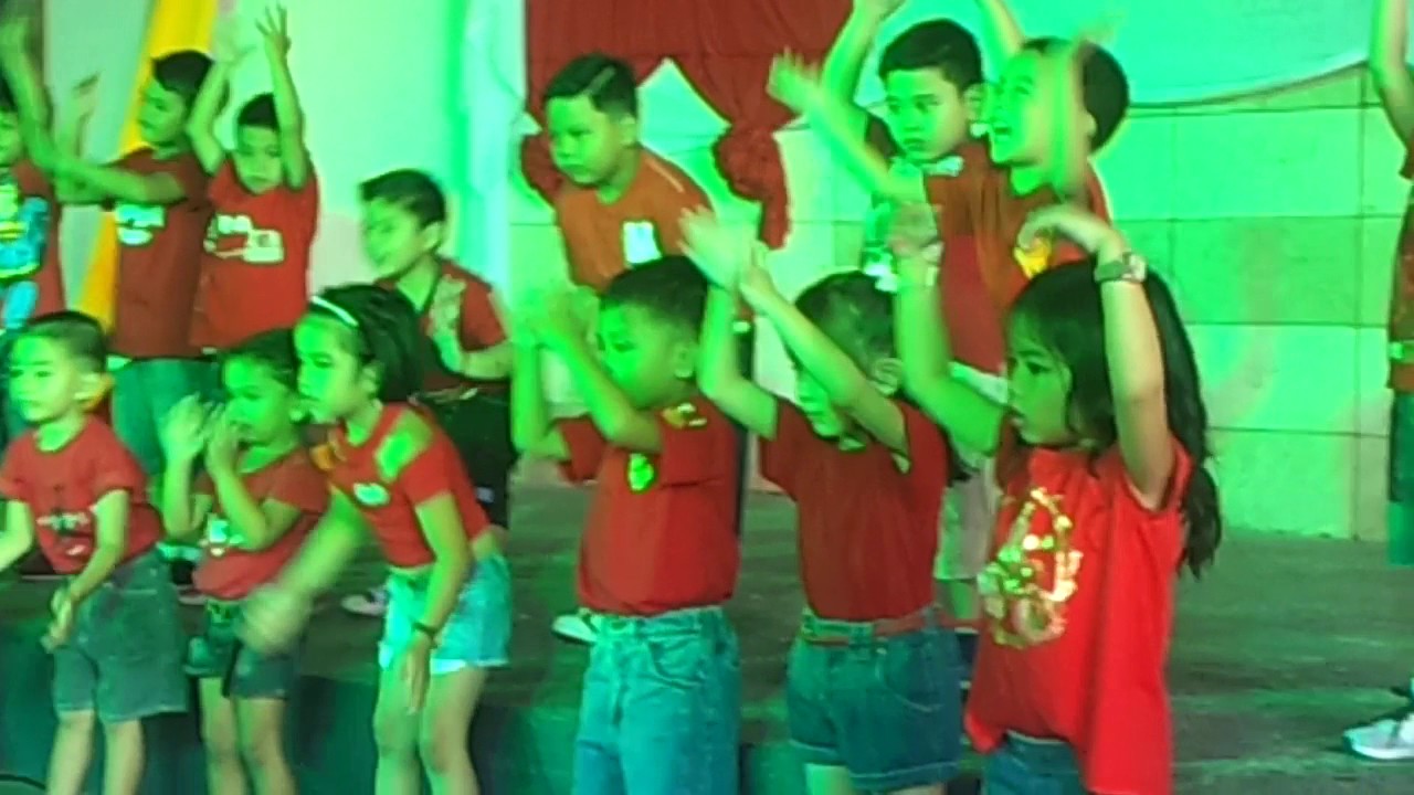 Elmo's Graduation dance number - YouTube