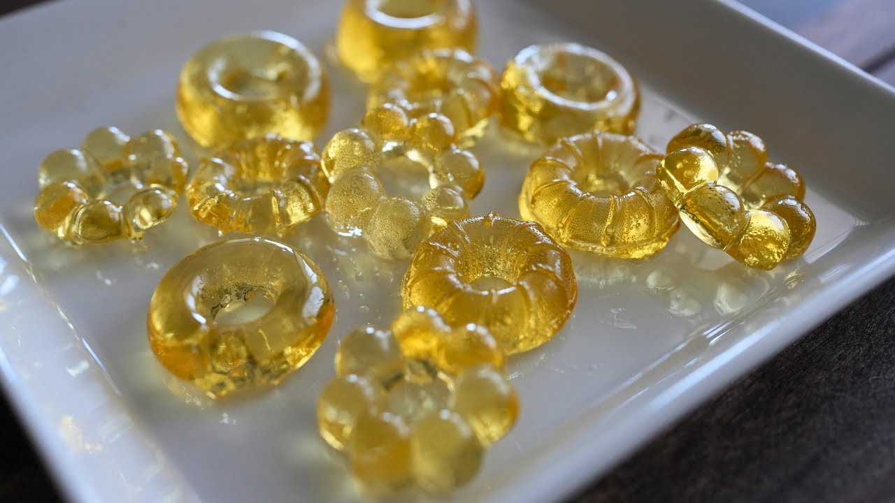 Beautiful amber color | How to make Japanese Bekko Ame (Caramel Candy ...