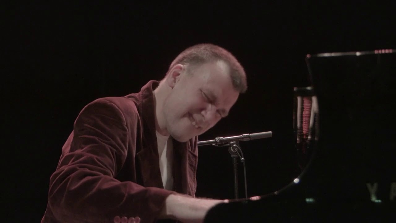 Anders Widmark - Ave Maria Live at Rival, Stockholm, Sweden - YouTube