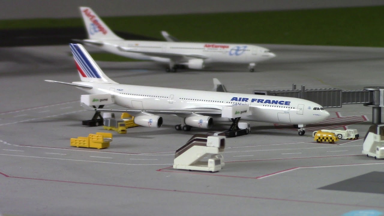1/500 Model Airport Update #2 - YouTube
