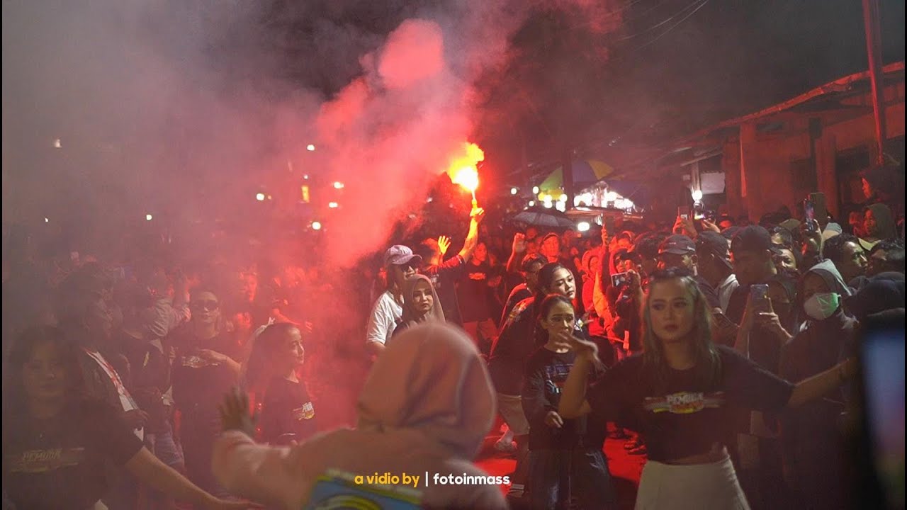 BIGW X PEMUDA PASRUJAMBE - YouTube