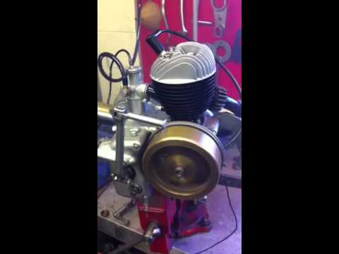Villiers 10D motor - YouTube
