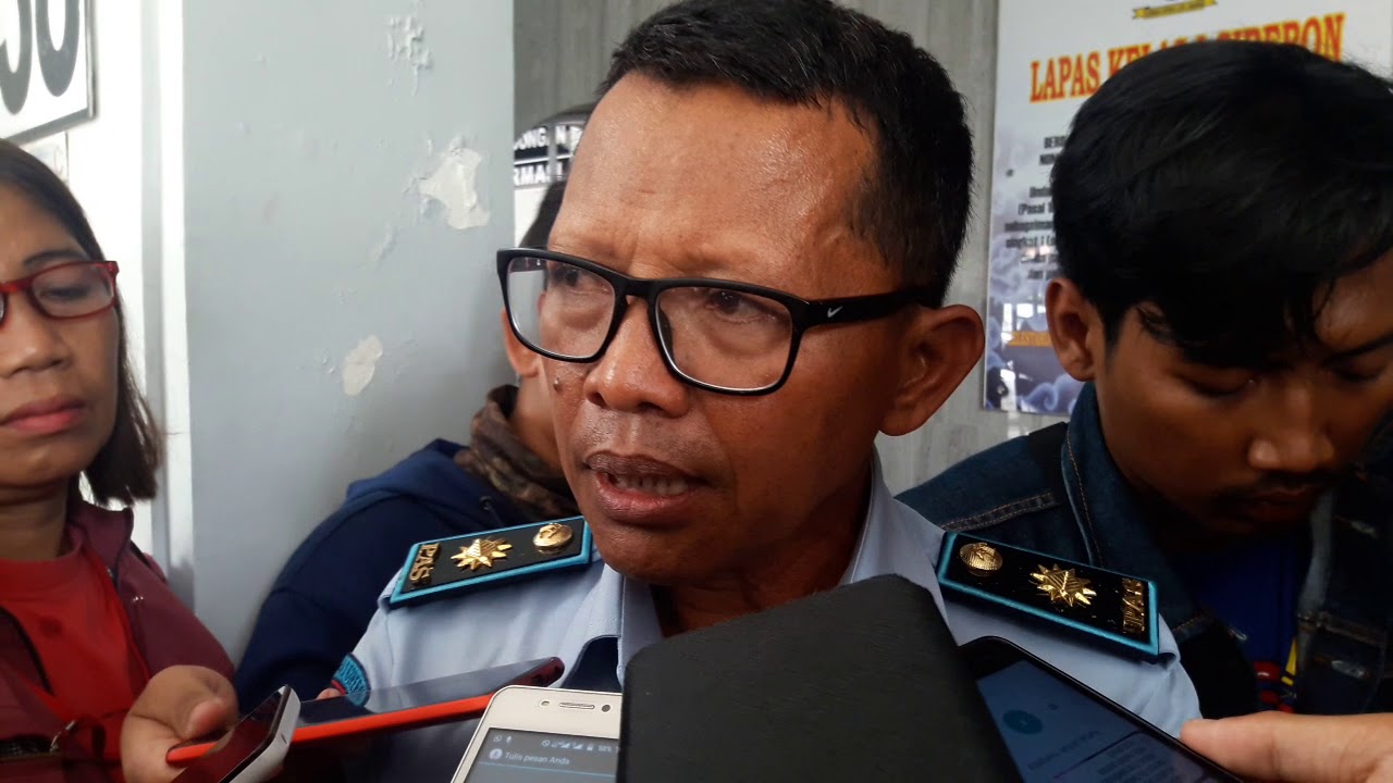 Penjelasan Kalapas Kelas 1 Cirebon Heni Yuwono Di Lapas Ricuh - YouTube