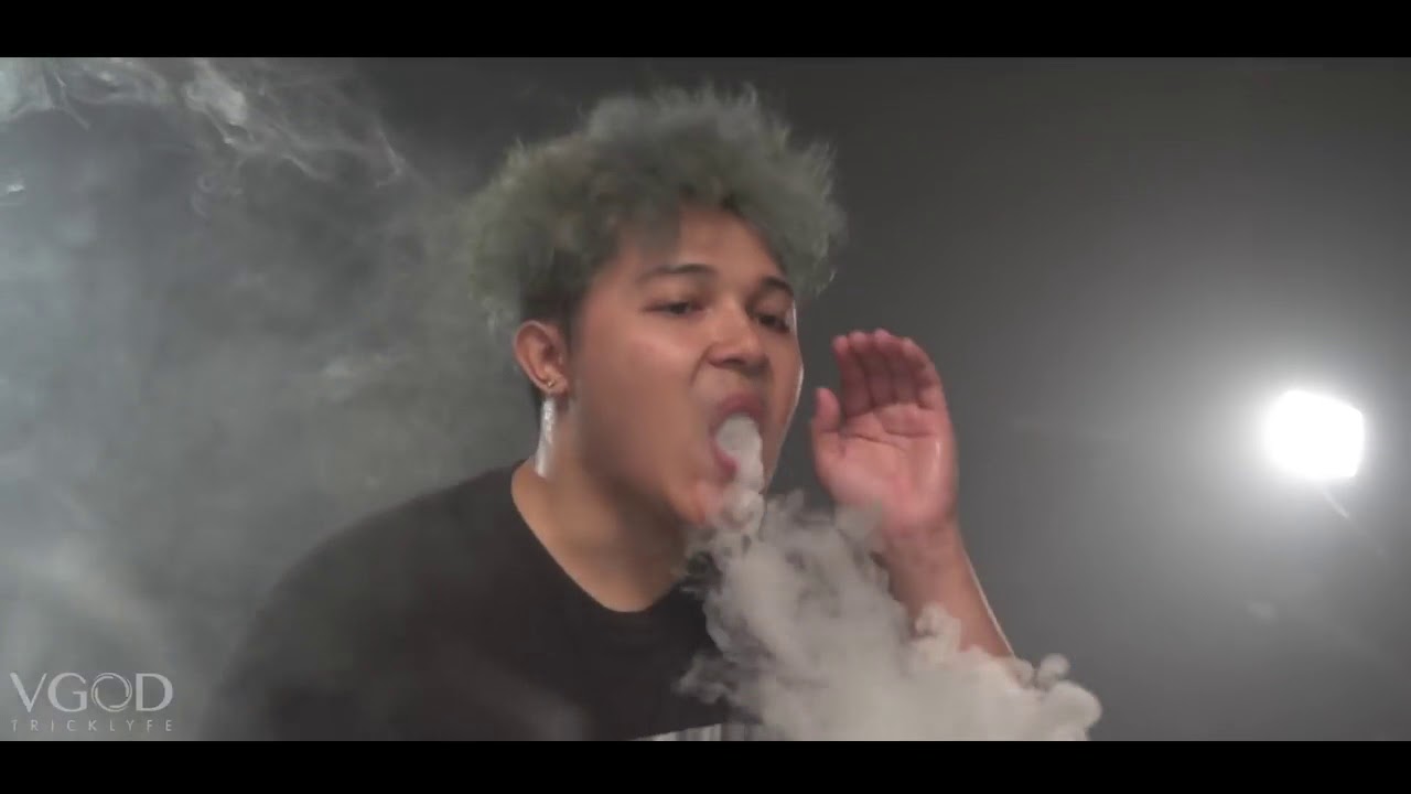 VGOD Sessions AKIDZ Elite Vape Tricks - YouTube
