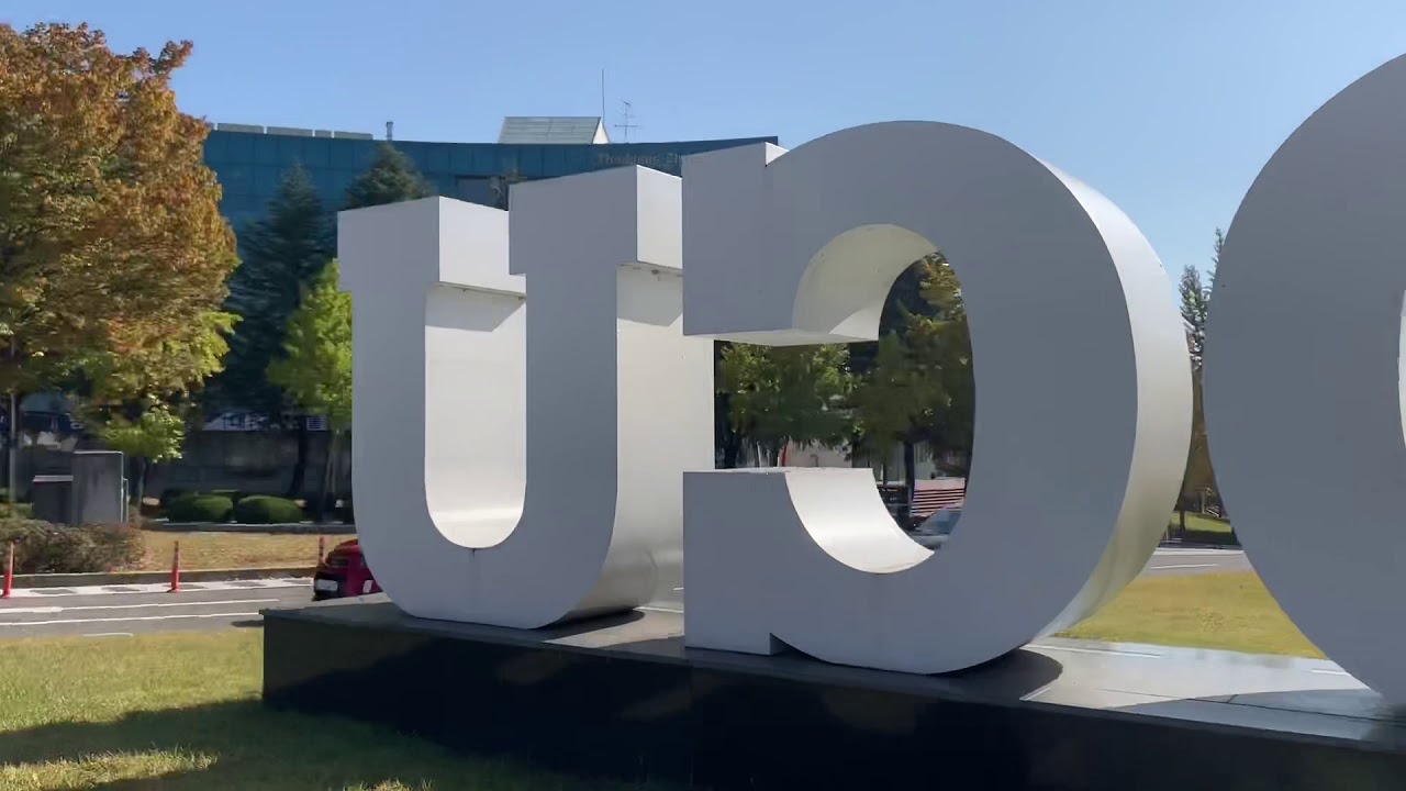 Campus Tour! Daegu Catholic University Korea - YouTube