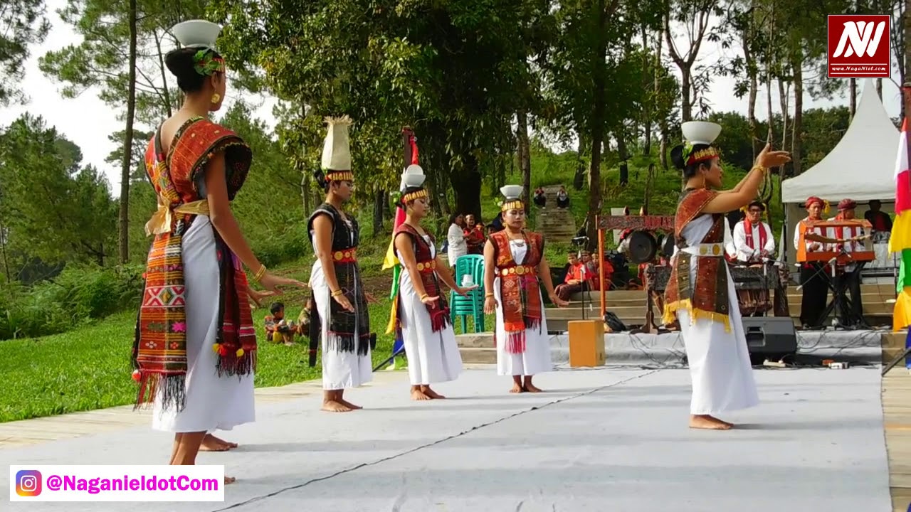 Tari Tortor Pangurason - Batak Toba Traditional Dance - YouTube