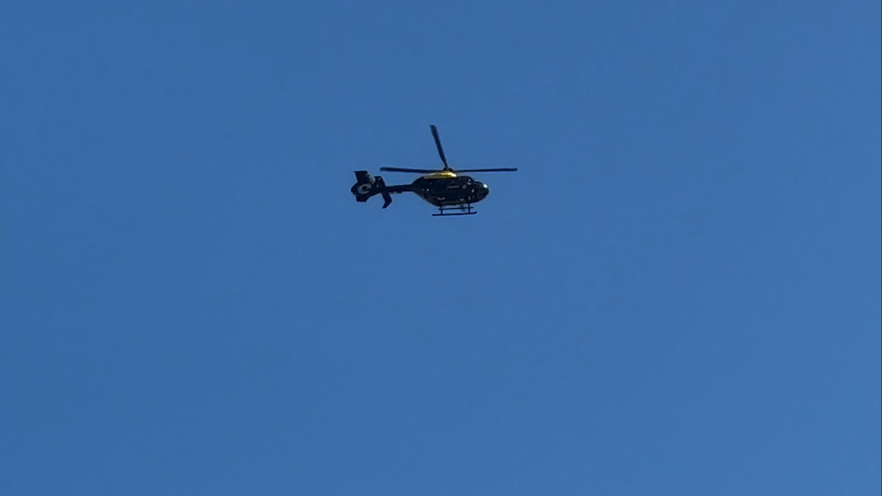 LOW NPAS Eurocopter EC135 [G-POLH] flyover above Hampstead Heath - YouTube