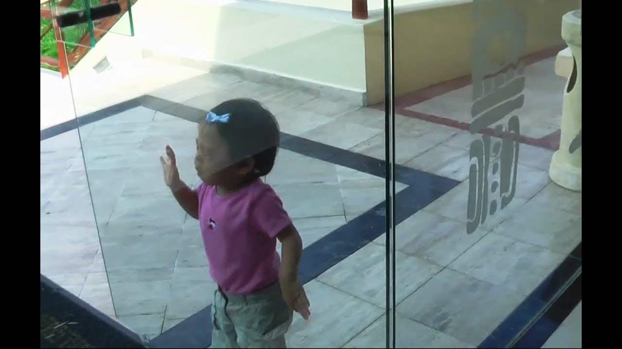 Fails #89 | People Walking into Glass Windows and Doors | Funny Glass ...