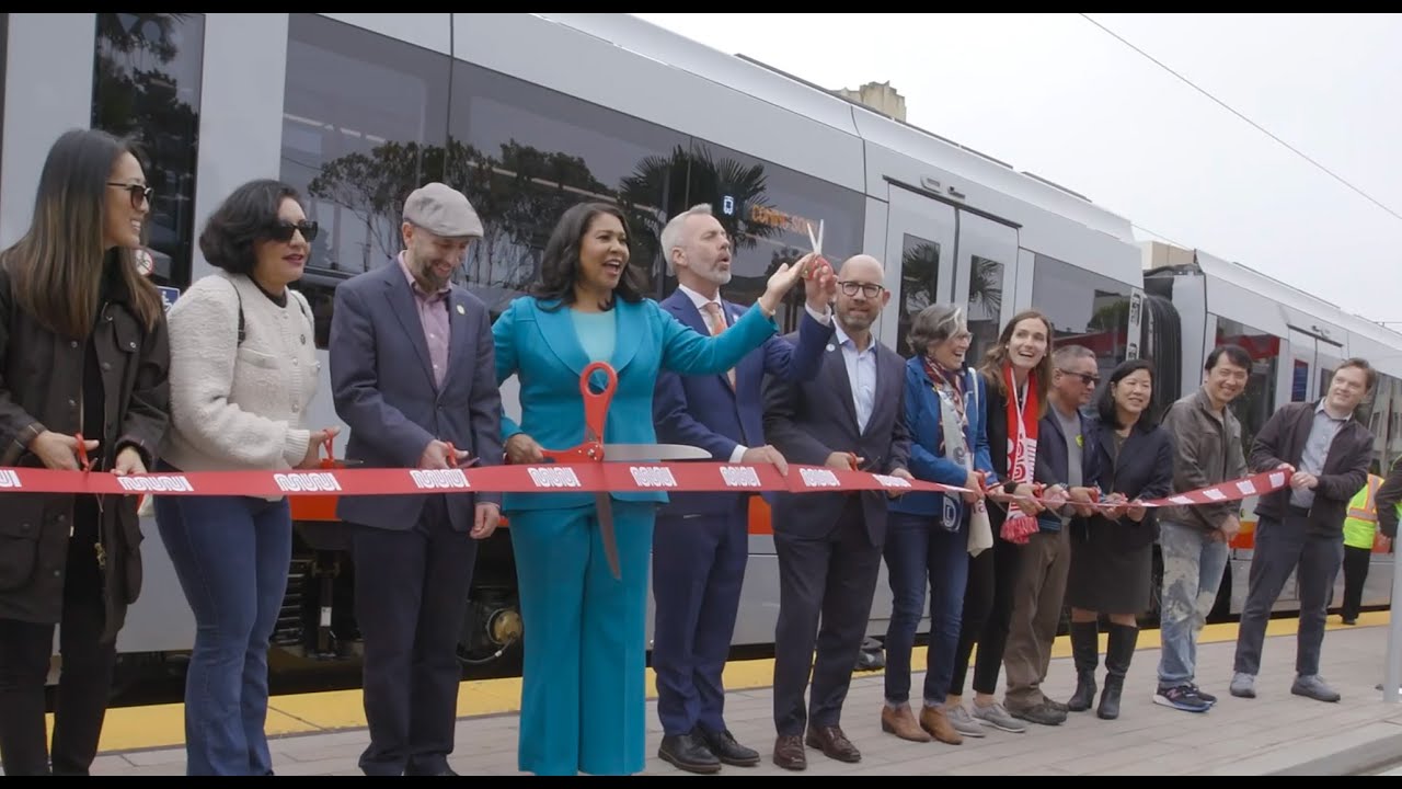 San Francisco Celebrates the Opening of L Taraval MUNI Line - YouTube