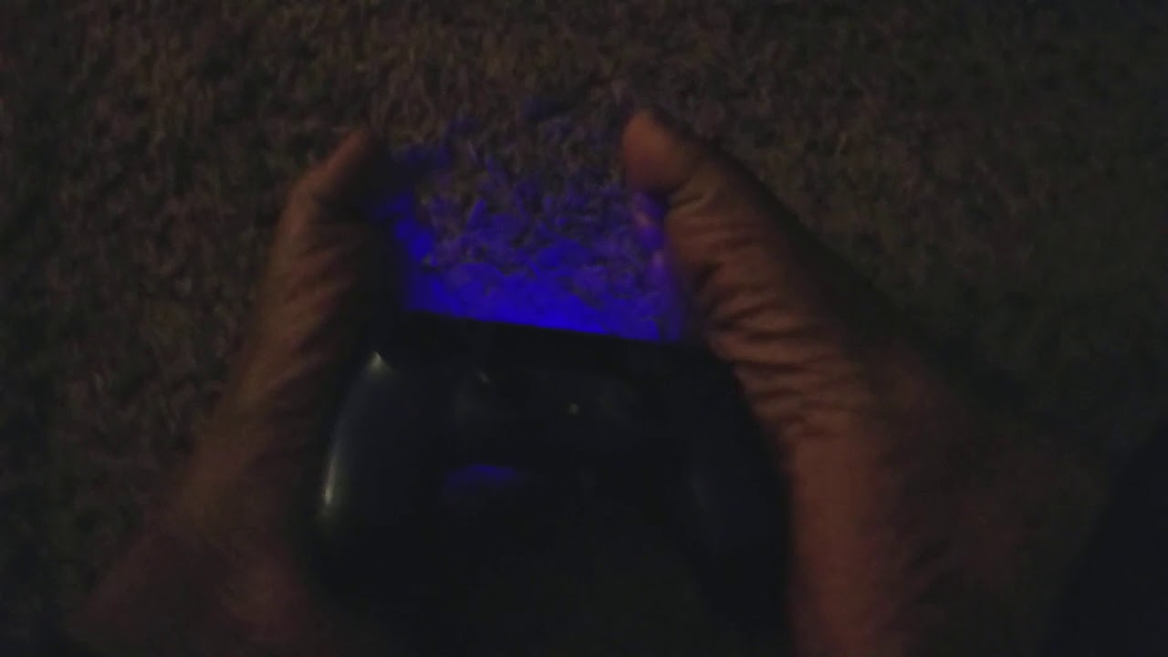 Gaming feet - YouTube
