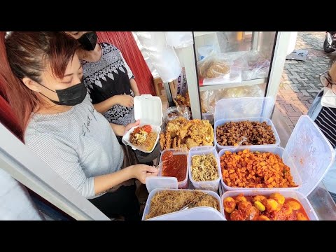 SARAPAN PAGI NASI UDUK DAN NASI KUNING DENGAN MENUNYA YANG BERLIMPAH !!! INDONESIAN STREET FOOD