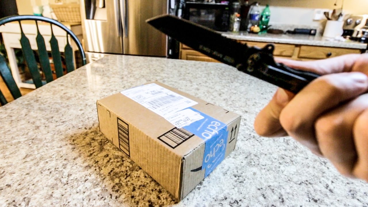 Unboxing a bunch of crap from Amazon - YouTube