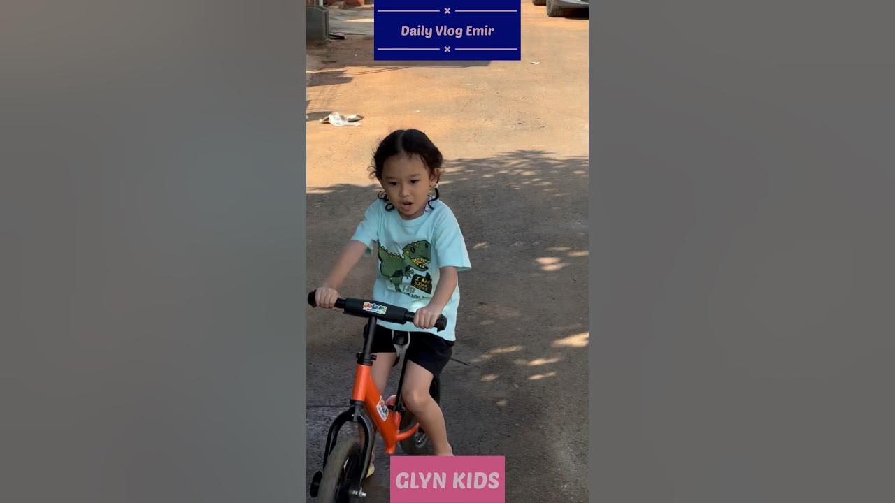 Race Balance Bike - Glyn Kids #glynkids #dailyvlog #kids #funny #EmirGlynVlog - YouTube