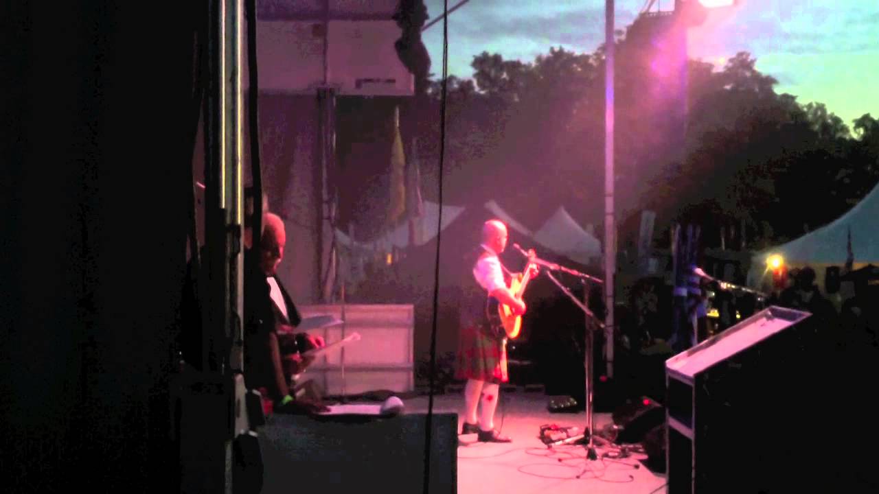 David Leask sings "Caledonia" at Fergus Scottish Festival - YouTube